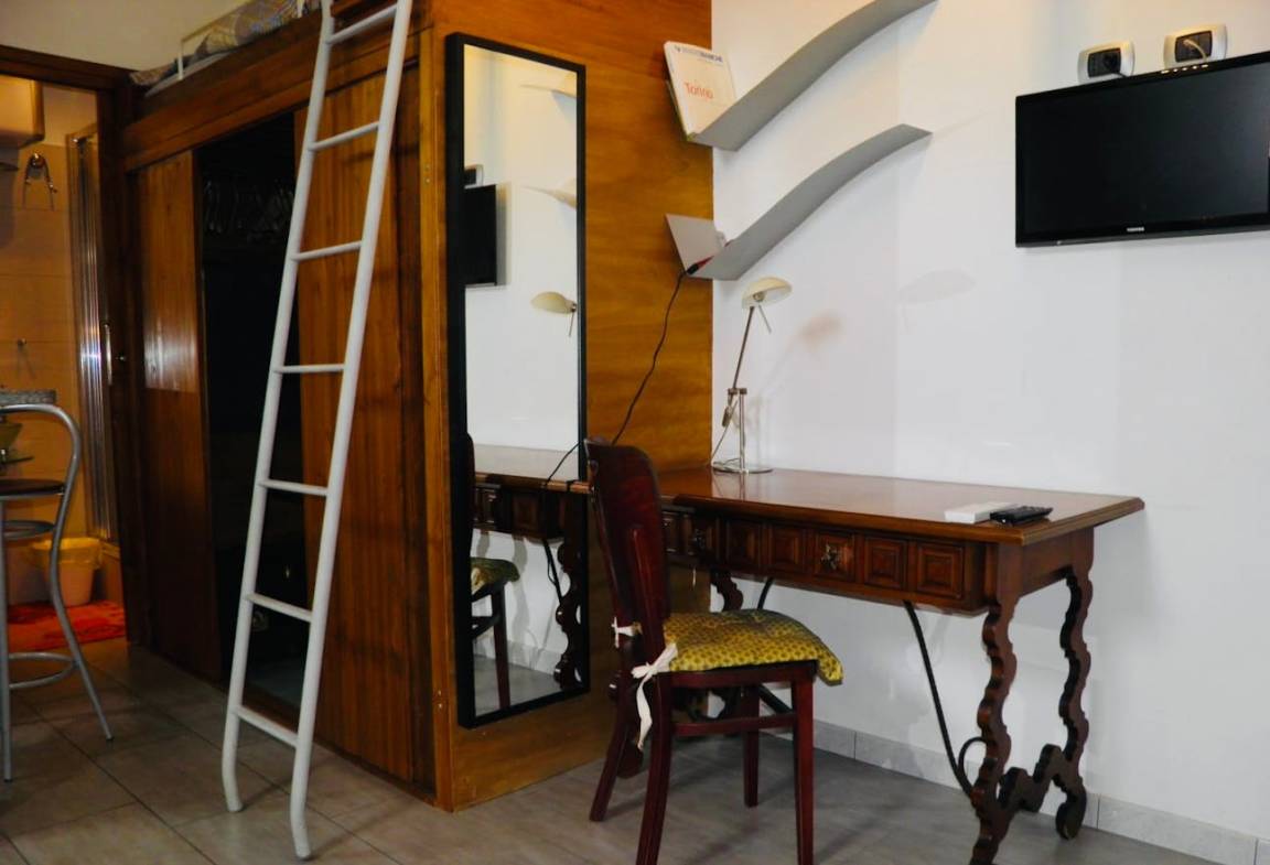 25 M² Appartement ∙ 2 Personnes - Turin