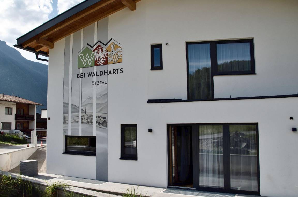 150 M² Ferienhaus ∙ 4 Schlafzimmer ∙ 8 Gäste - Niederthai