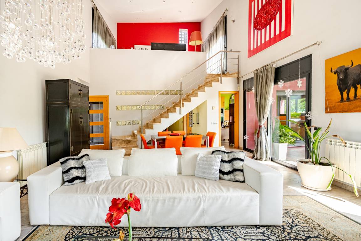 250 M² Chalet ∙ 2 Habitaciones ∙ 4 Huéspedes - Montserrat