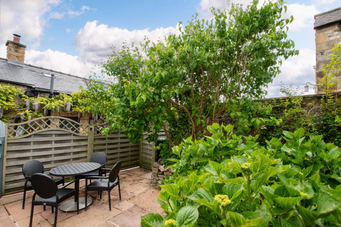 Cottage ∙ 2 Bedrooms ∙ 4 Guests - Bakewell