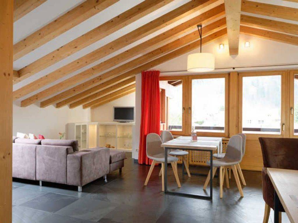 80 M² Apartment ∙ 2 Bedrooms ∙ 4 Guests - Rottach-Egern