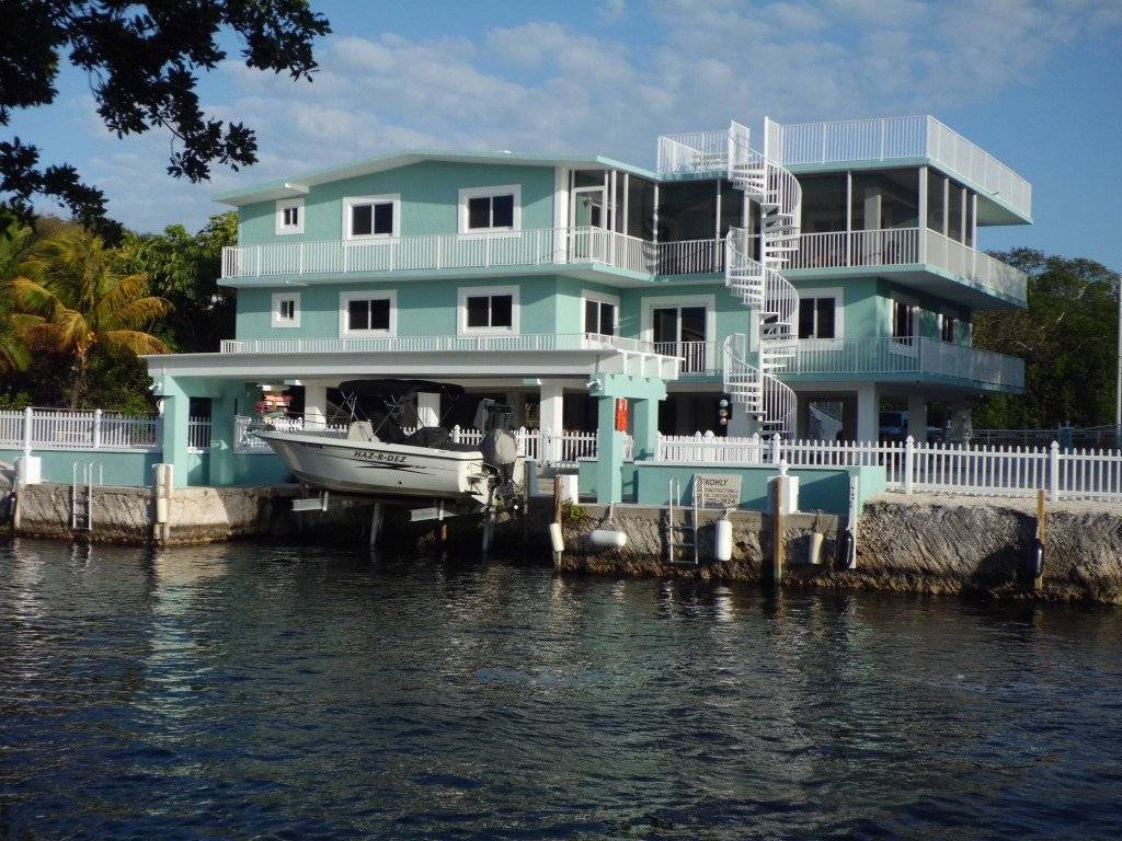 604 M² House ∙ 5 Bedrooms ∙ 12 Guests - Key Largo, FL