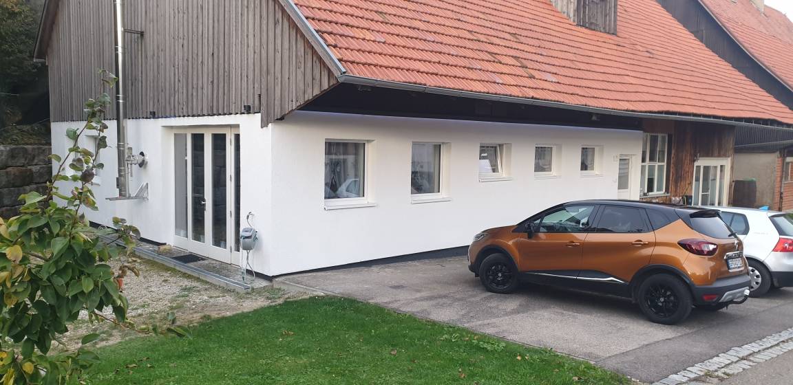 70 M² Ferienwohnung ∙ 1 Schlafzimmer ∙ 4 Gäste - Donzdorf