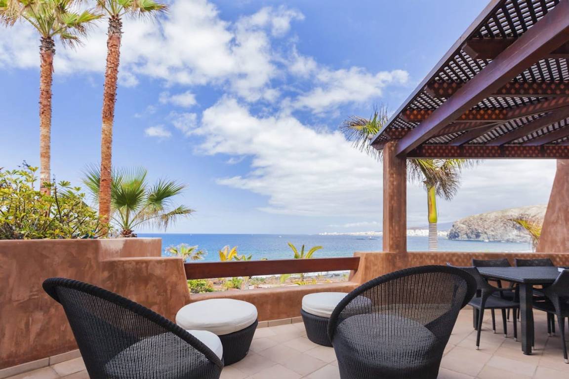 242 M² Apartment ∙ 3 Bedrooms ∙ 6 Guests - Tenerife