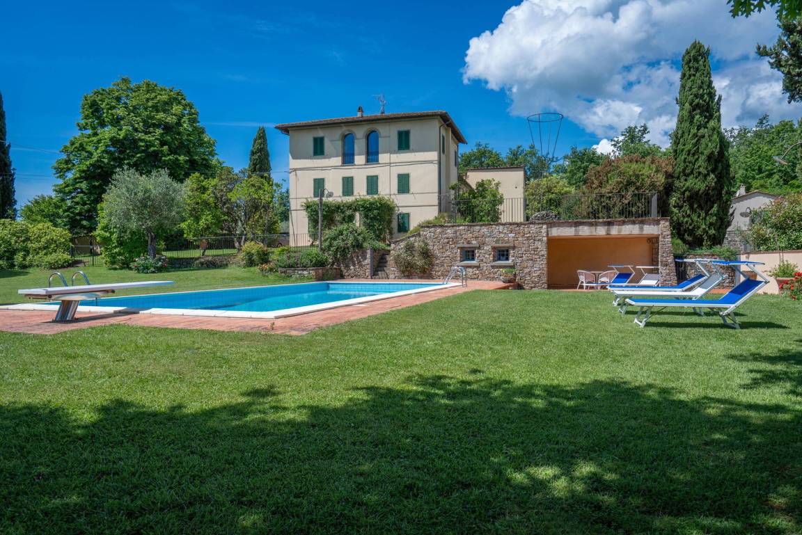 300 M² Villa ∙ 4 Camere Da Letto ∙ 8 Ospiti - Pistoia