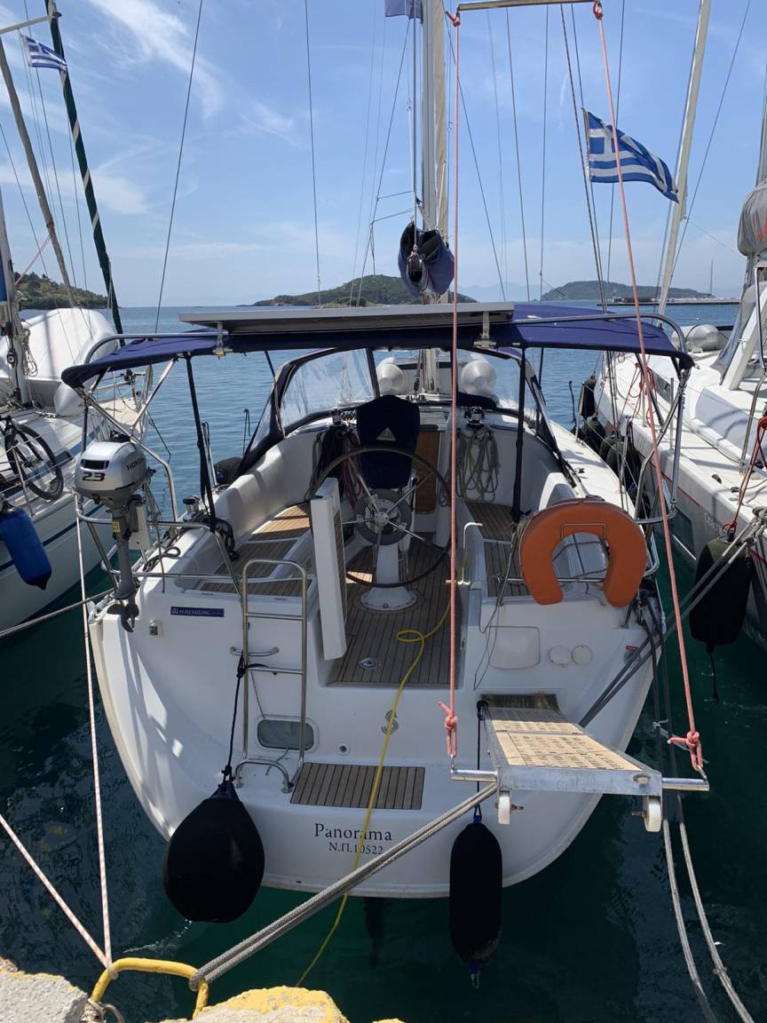 Houseboat ∙ 2 Bedrooms ∙ 4 Guests - Greece