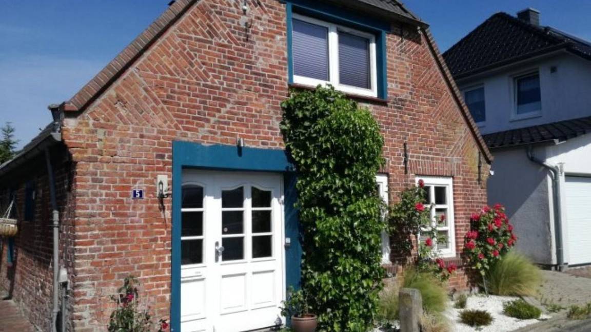 100 M² Appartement ∙ 2 Slaapkamers ∙ 4 Gasten - Nordenham