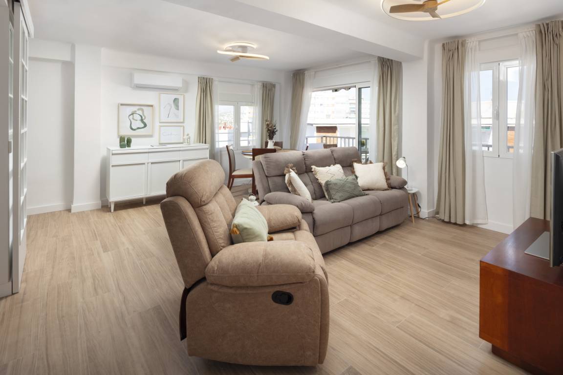 75 M² Appartamento ∙ 2 Camere Da Letto ∙ 4 Ospiti - Torre del Mar