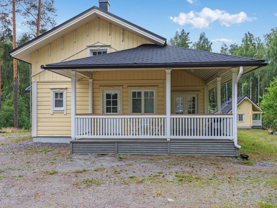 100 M² House ∙ 2 Bedrooms ∙ 8 Guests - Pori