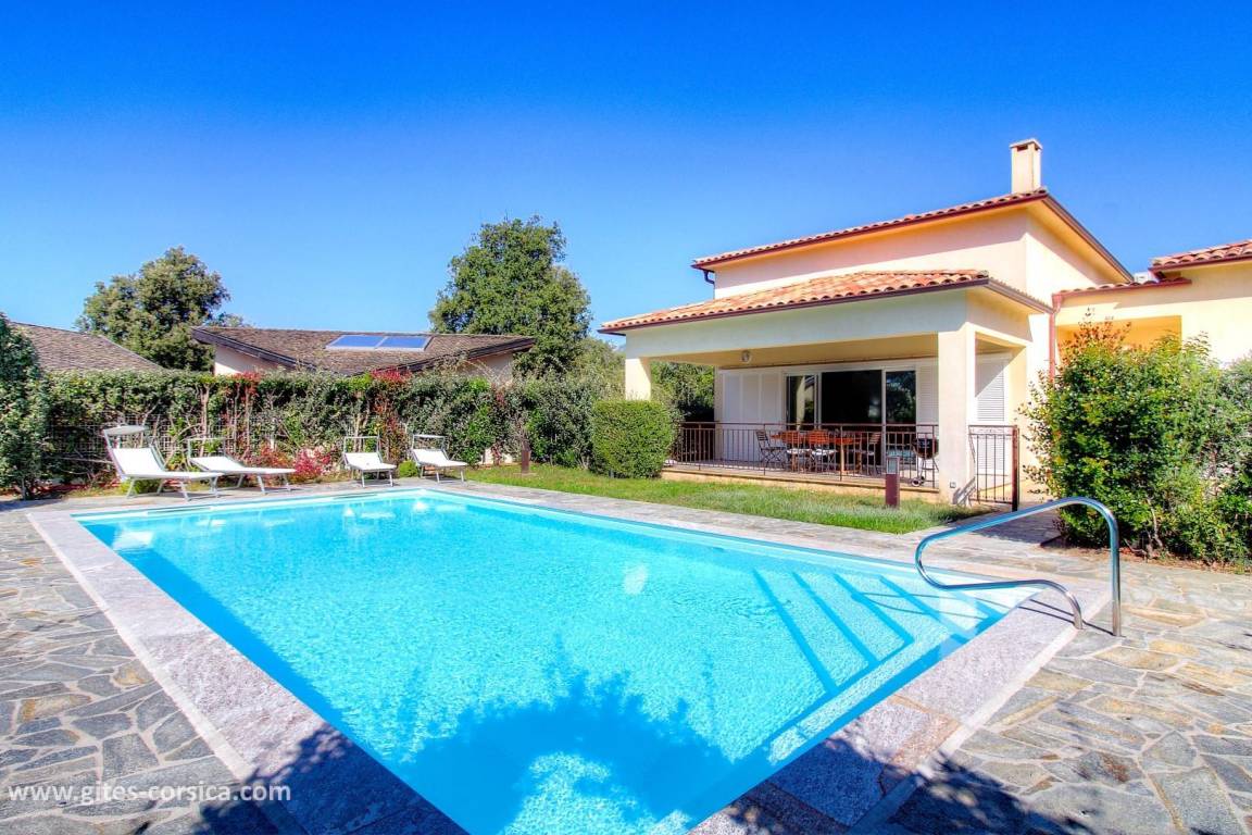 180 M² Gîte ∙ 3 Bedrooms ∙ 6 Guests - Corsica