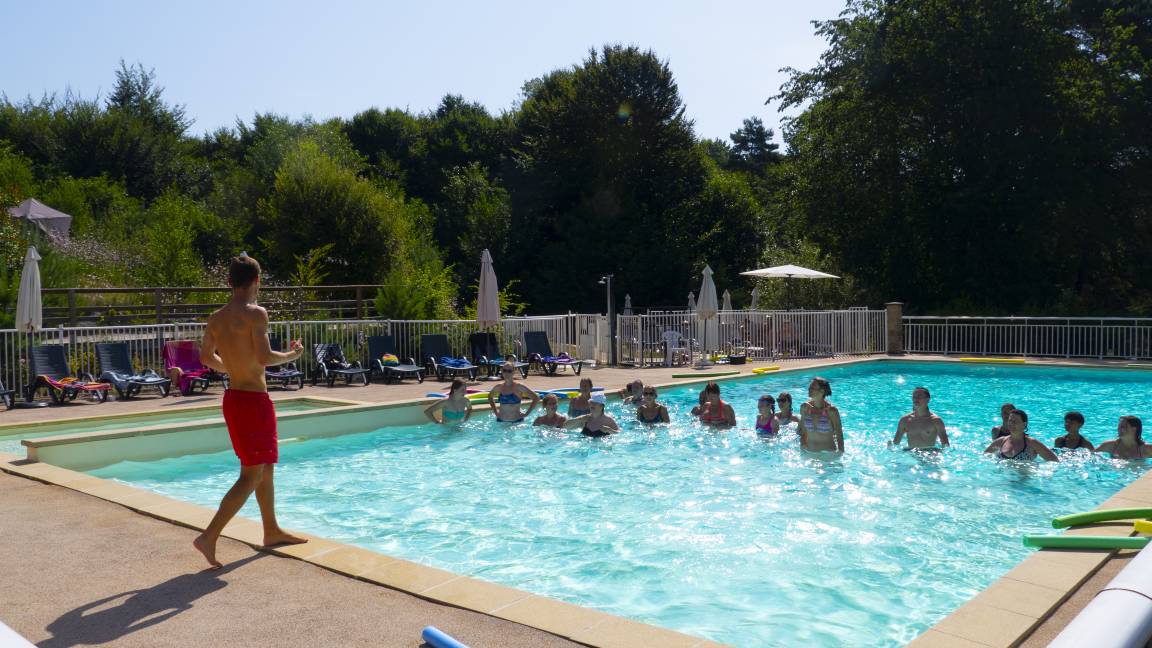 37 M² Camping ∙ 4 Bedrooms ∙ 10 Guests - Limousin