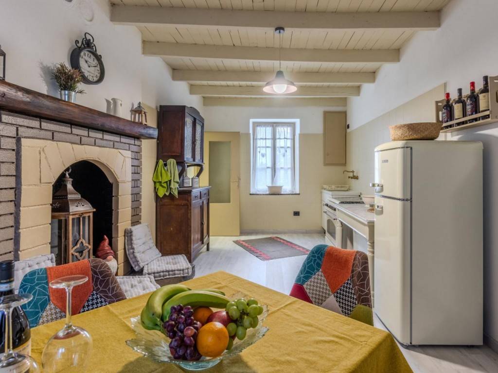 80 M² Appartement ∙ 2 Slaapkamers ∙ 5 Gasten - Colico