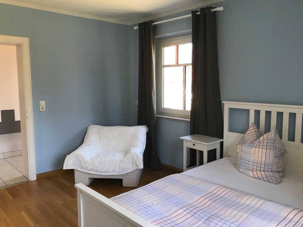 100 M² Apartment ∙ 3 Bedrooms ∙ 6 Guests - Bayreuth