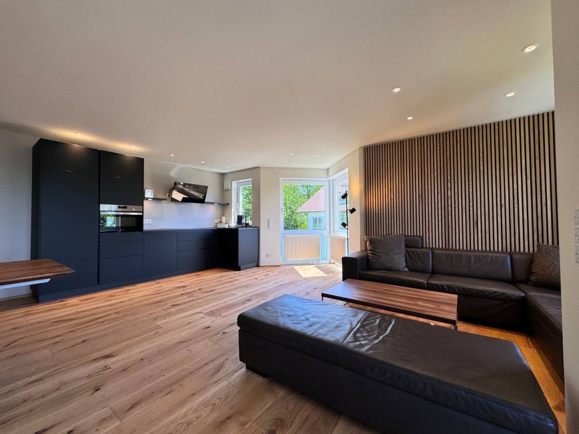 78 M² Ferienwohnung ∙ 2 Schlafzimmer ∙ 4 Gäste - Konstanz