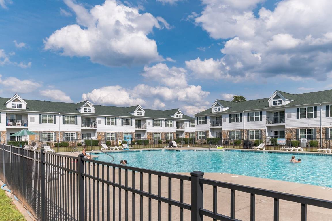 102 M² Condo ∙ 2 Bedrooms ∙ 6 Guests - Whispering Pines, NC