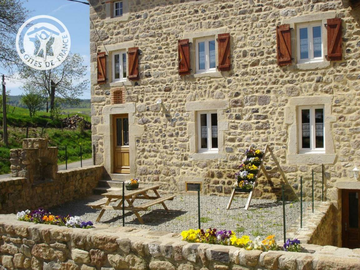 120 M² Cottage ∙ 3 Chambres ∙ 8 Personnes - Chalmazel
