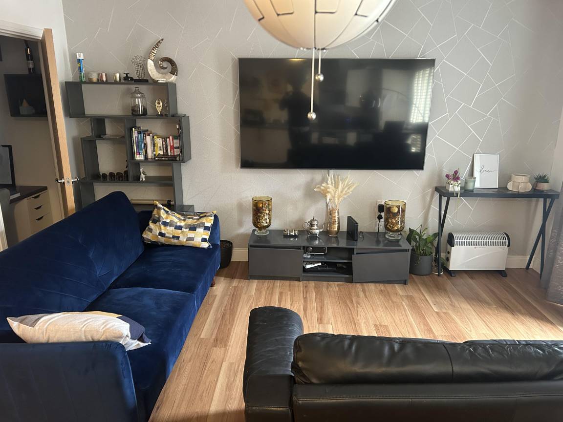 75 M² Apartment ∙ 2 Bedrooms ∙ 4 Guests - Brentwood
