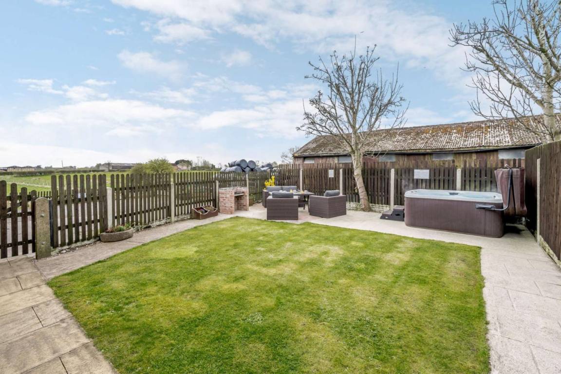Cottage ∙ 3 Bedrooms ∙ 6 Guests - Poulton-le-Fylde