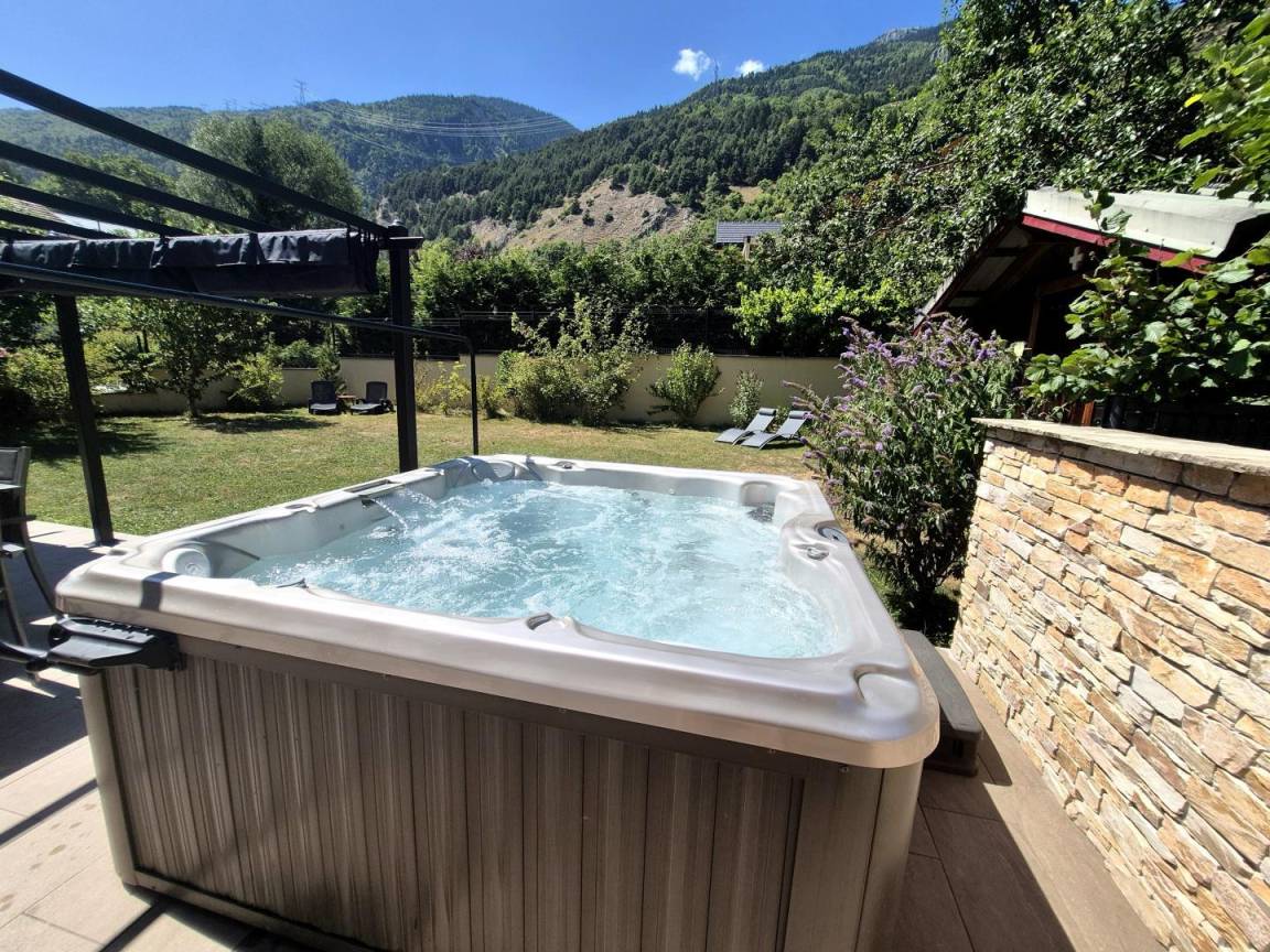 173 M² Gîte ∙ 6 Chambres ∙ 10 Personnes - Champagny-en-Vanoise