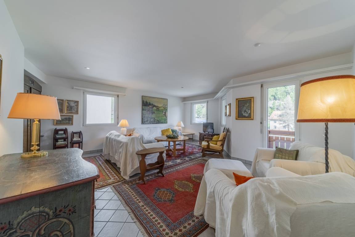 120 M² Ferienwohnung ∙ 3 Schlafzimmer ∙ 6 Gäste - Sankt Moritz