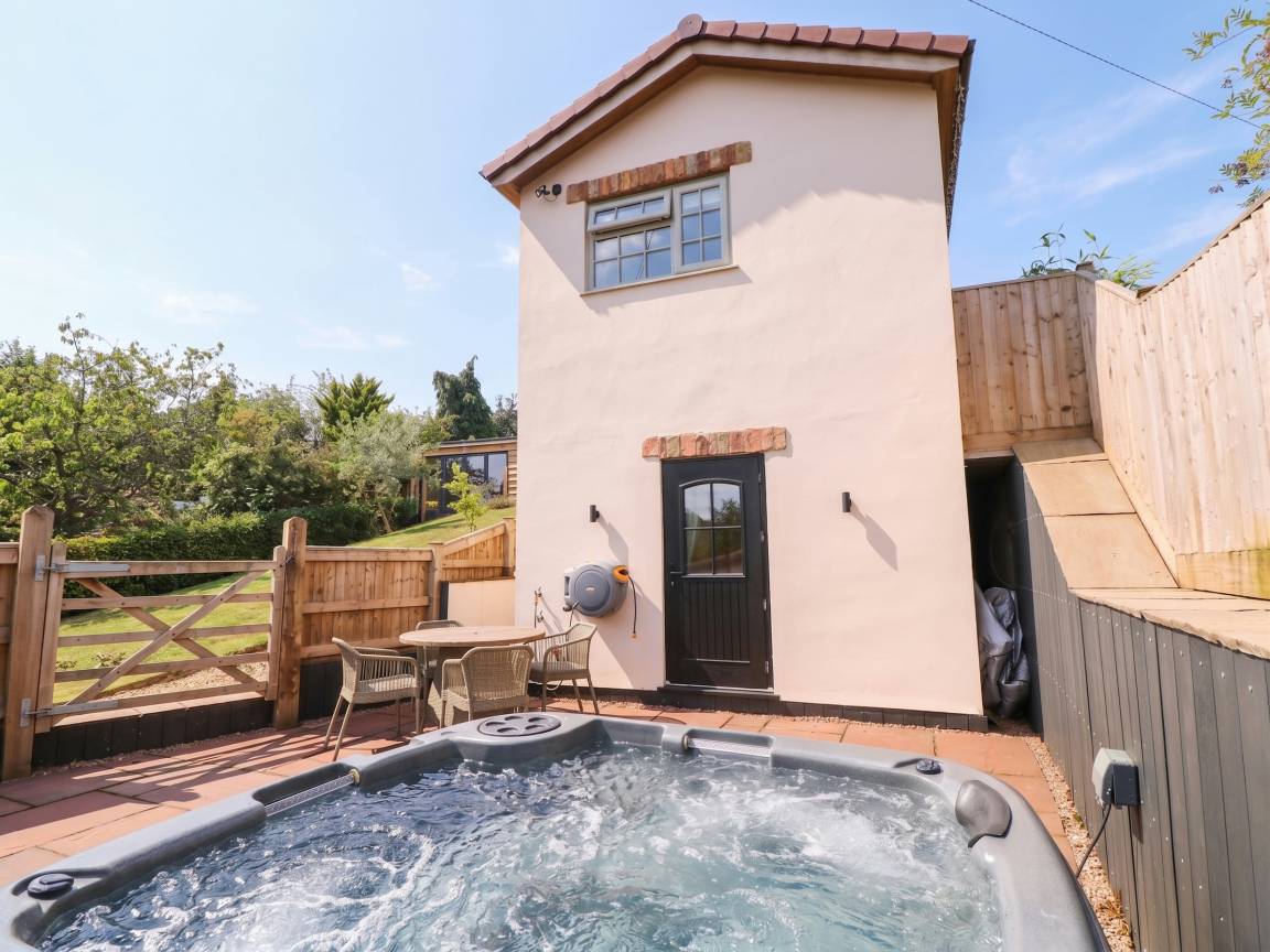 Cottage ∙ 2 Bedrooms ∙ 3 Guests - Forest of Dean