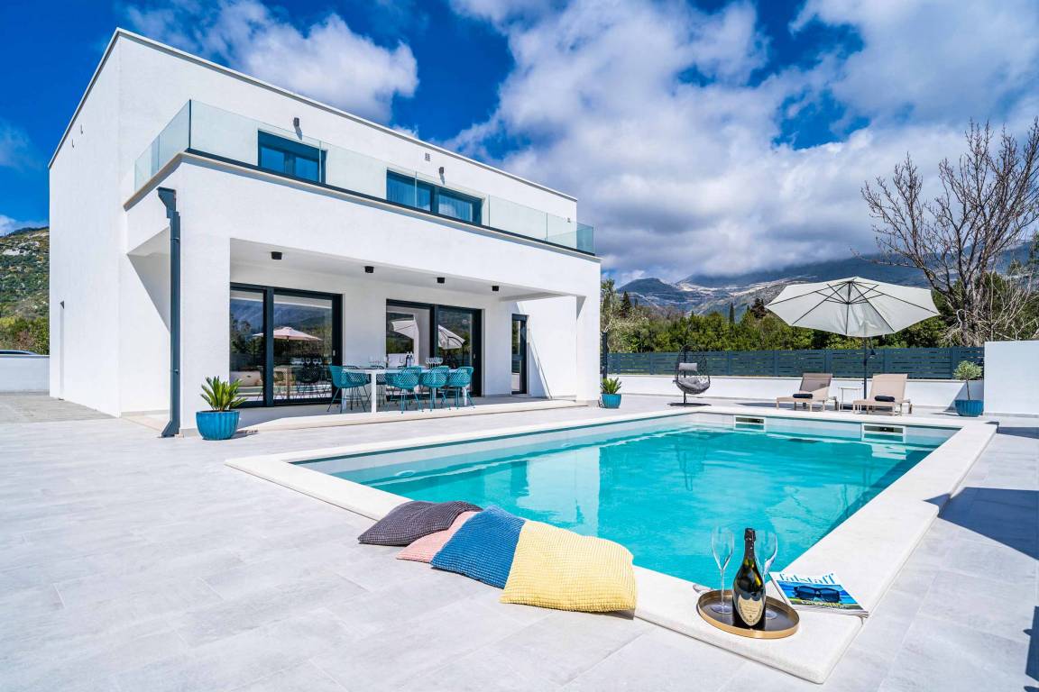 Villa ∙ 4 Slaapkamers ∙ 8 Gasten - Cavtat