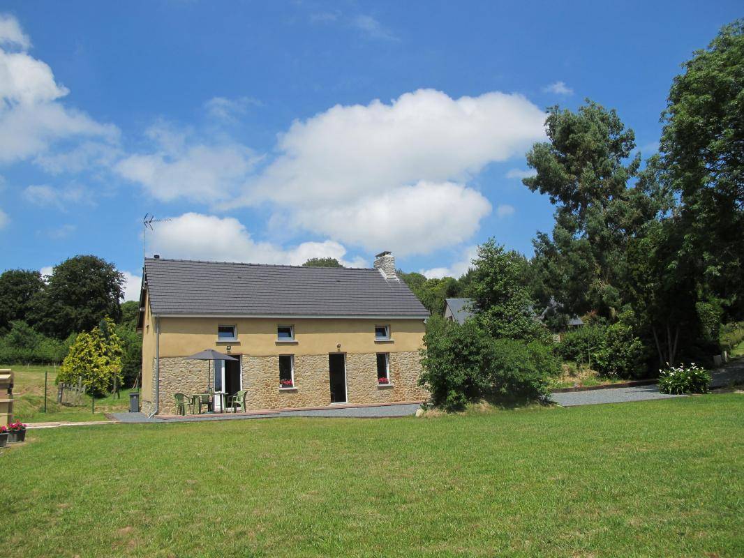 97 M² Gîte ∙ 3 Chambres ∙ 5 Personnes - Cotentin