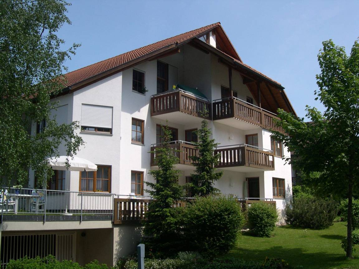 45 M² Ferienwohnung ∙ 1 Schlafzimmer ∙ 2 Gäste - Titisee-Neustadt