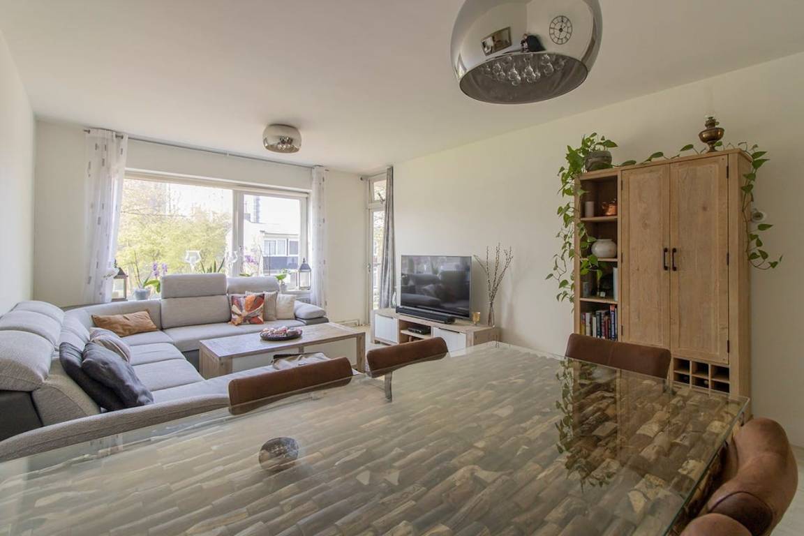 82 M² Apartment ∙ 2 Bedrooms ∙ 3 Guests - Amstelveen