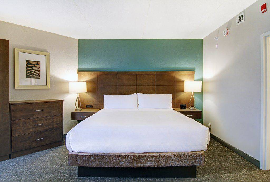 Hotel ∙ 1 Bedroom ∙ 4 Guests - Vaughan
