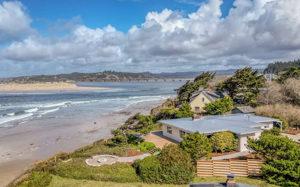 176 M² House ∙ 3 Bedrooms ∙ 9 Guests - Waldport, OR