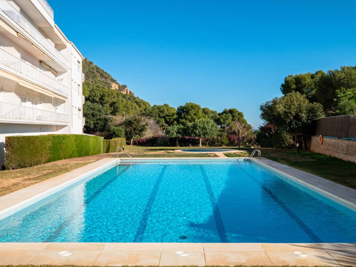 69 M² Apartamento ∙ 2 Habitaciones ∙ 6 Huéspedes - Palafrugell