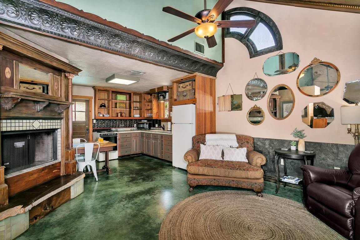 Cabin ∙ 1 Bedroom ∙ 2 Guests - Texas