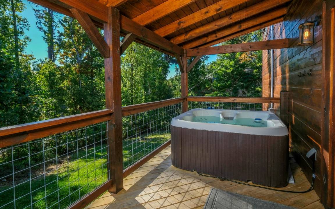 208 M² Cabin ∙ 3 Bedrooms ∙ 8 Guests - Blue Ridge Mountains