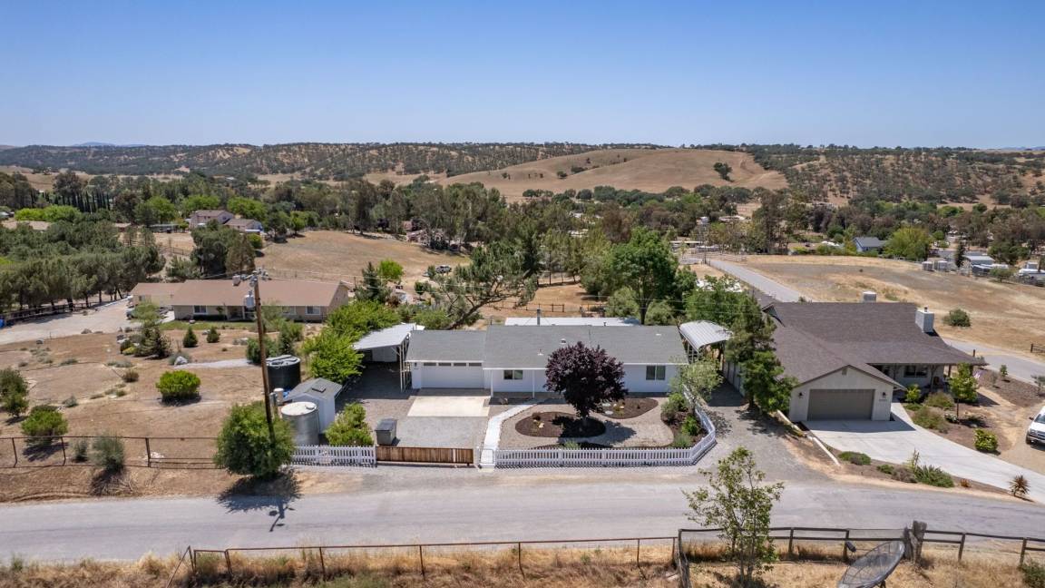 House ∙ 3 Bedrooms ∙ 6 Guests - Cass Winery, Paso Robles