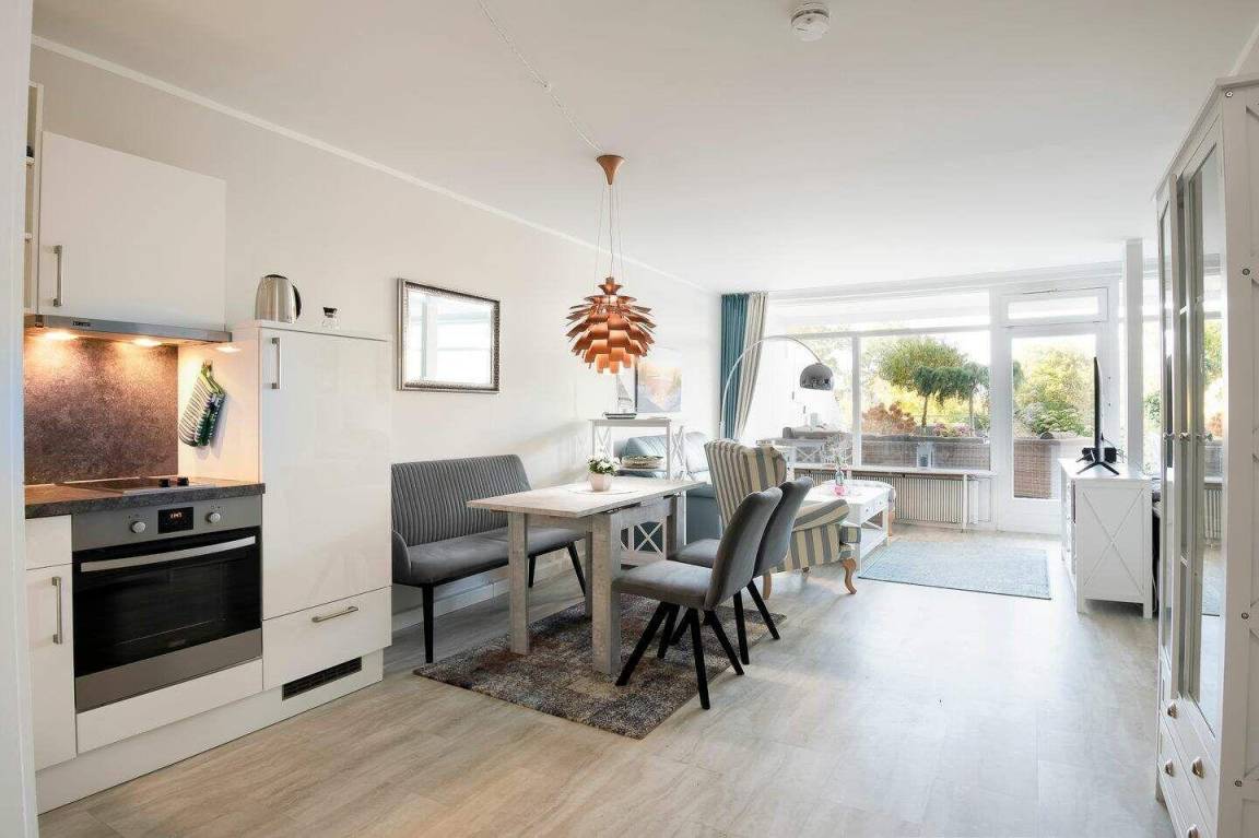 45 M² Ferienwohnung ∙ 1 Schlafzimmer ∙ 2 Gäste - Malente