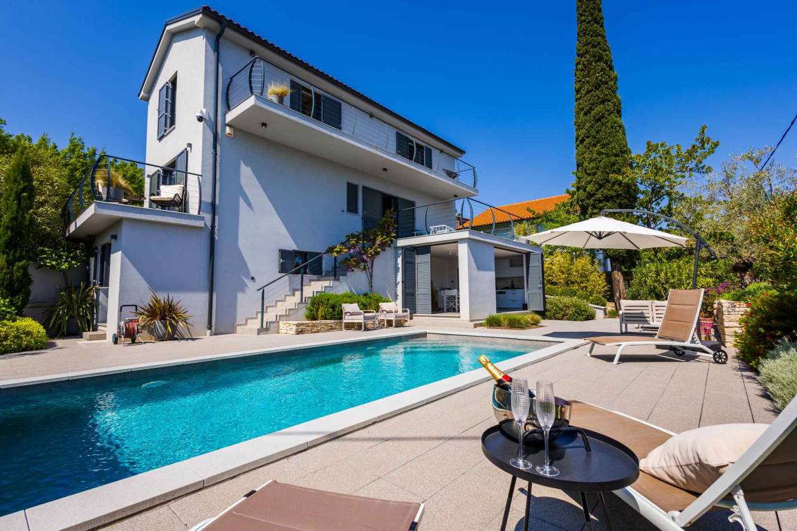 240 M² Villa ∙ 4 Schlafzimmer ∙ 8 Gäste - Vrbnik