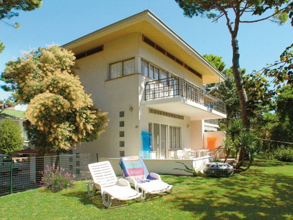 80 M² Villa ∙ 4 Bedrooms ∙ 8 Guests - Lignano Pineta