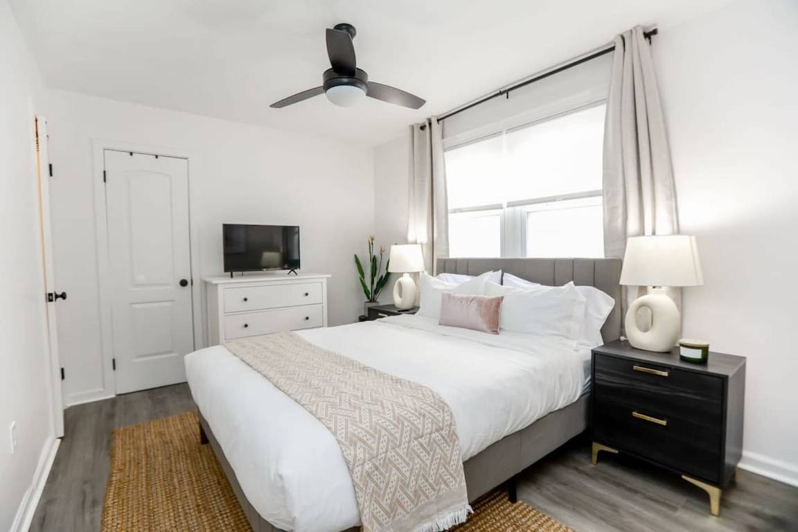 Apartment ∙ 1 Bedroom ∙ 2 Guests - Hampton, VA