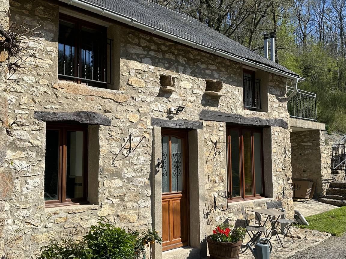 75 M² Cottage ∙ 2 Chambres ∙ 3 Personnes - La Souterraine