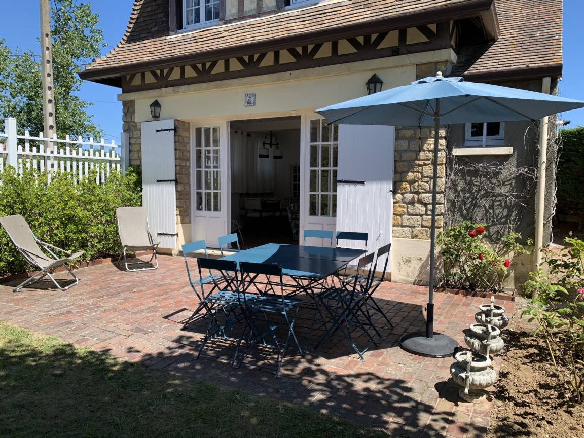 70 M² Ferienhaus ∙ 2 Schlafzimmer ∙ 5 Gäste - Cabourg