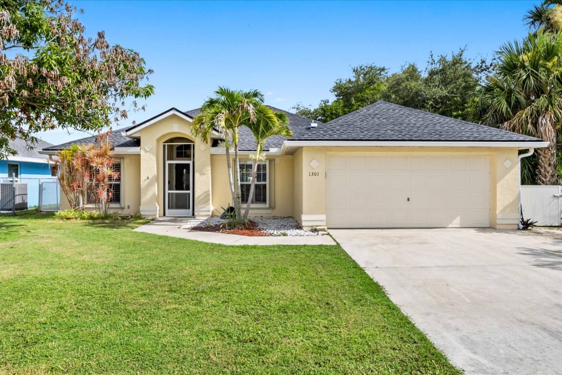 166 M² House ∙ 3 Bedrooms ∙ 6 Guests - Fort Pierce, FL