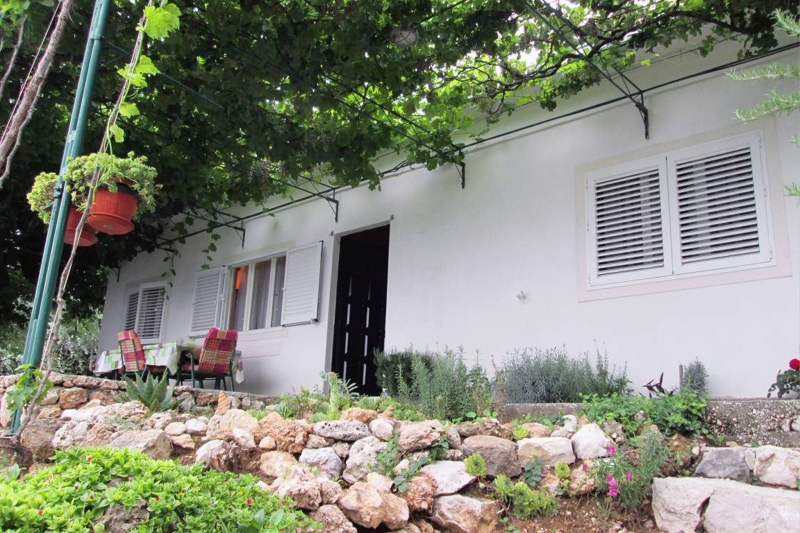 58 M² Ferienhaus ∙ 2 Schlafzimmer ∙ 6 Gäste - Omiš
