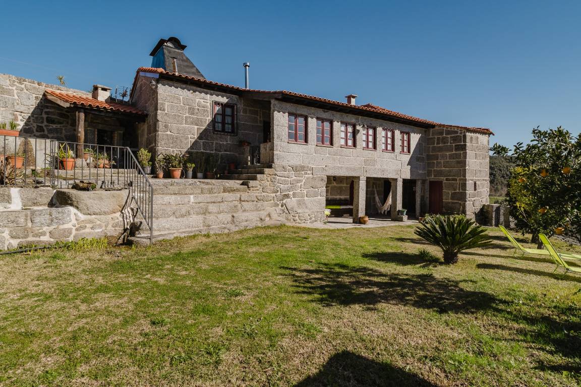 250 M² Maison De Vacances ∙ 2 Chambres ∙ 6 Personnes - Fafe