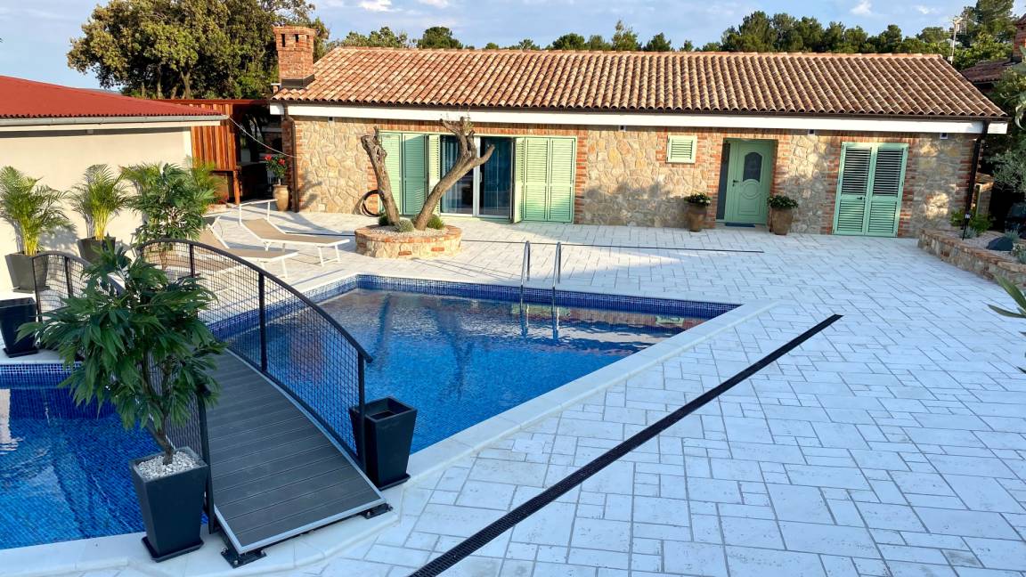 120 M² Villa ∙ 3 Schlafzimmer ∙ 7 Gäste - Nerezine