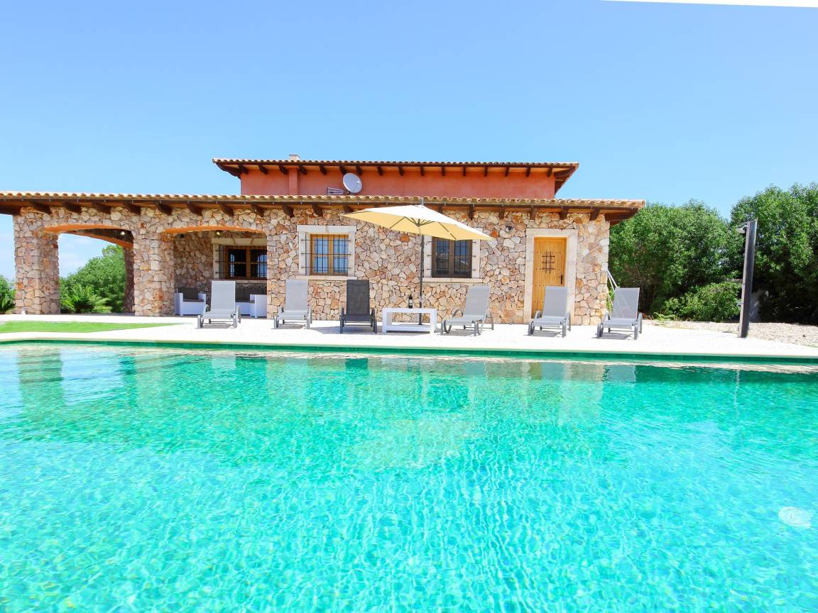 200 M² Casa Rural ∙ 4 Habitaciones ∙ 8 Huéspedes - Mallorca