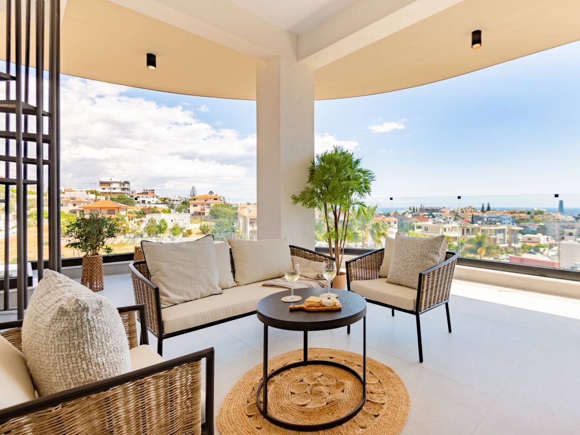 121 M² Ferienwohnung ∙ 4 Schlafzimmer ∙ 8 Gäste - Limassol