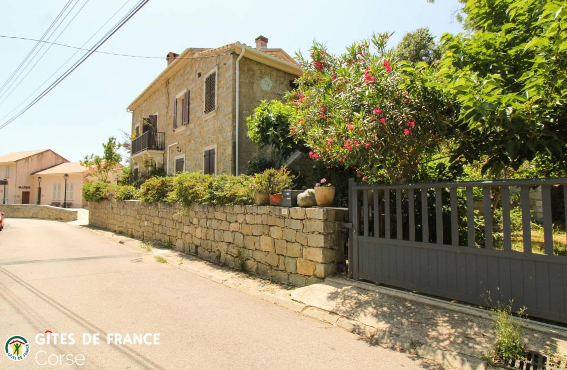 45 M² Gîte ∙ 2 Chambres ∙ 5 Personnes - Corse-du-Sud