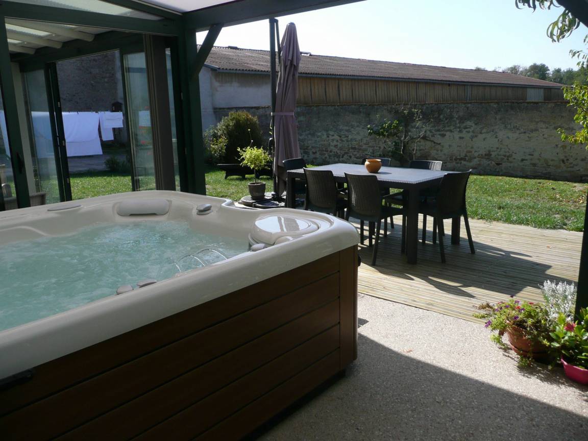 135 M² Cottage ∙ 3 Chambres ∙ 6 Personnes - Mirecourt