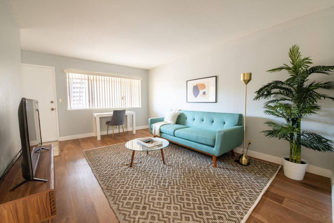 70 M² Apartment ∙ 2 Bedrooms ∙ 4 Guests - Cupertino, CA